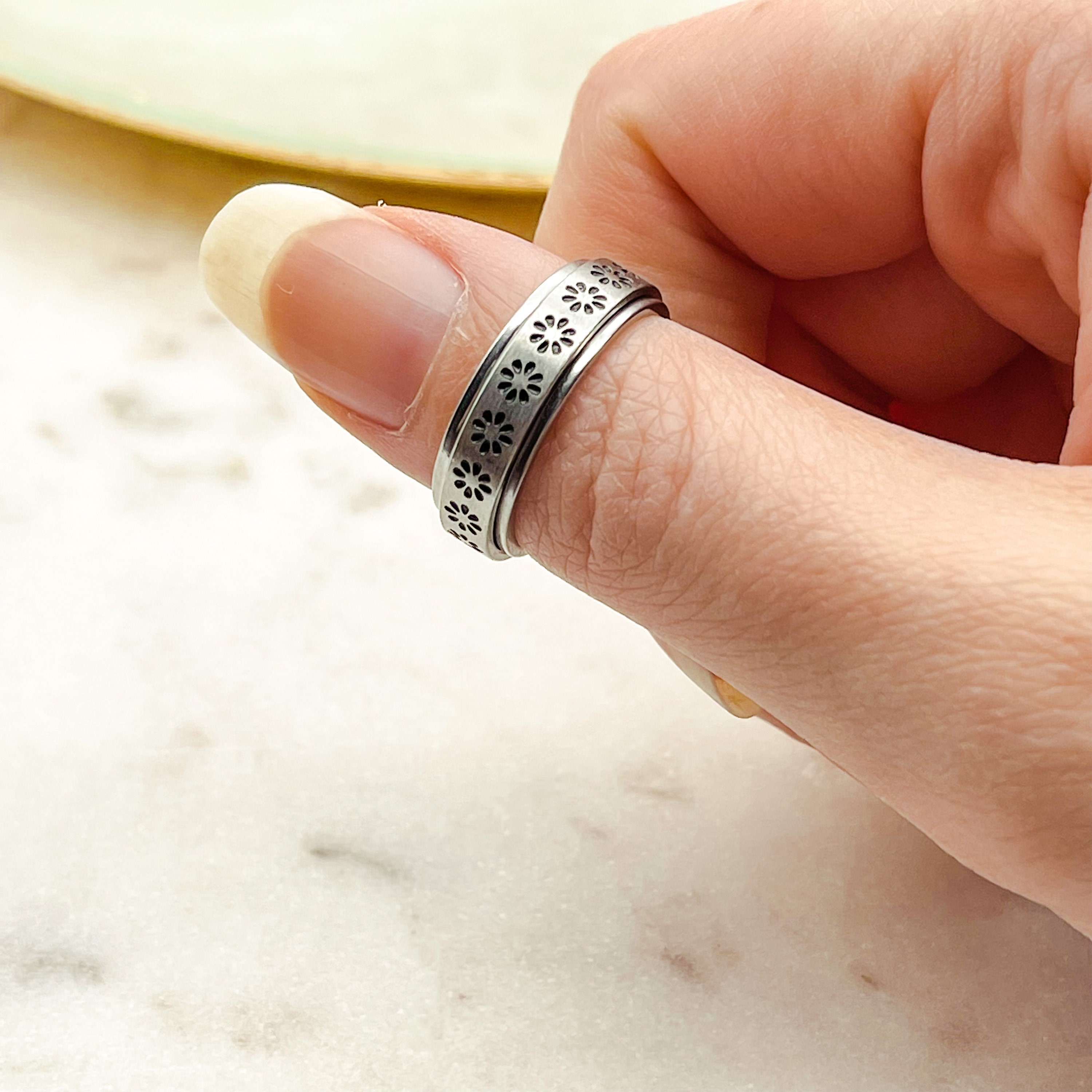 Set of 4 Spinner Rings, Rotating Ring, Meditation Ring, Exam Fidget ...