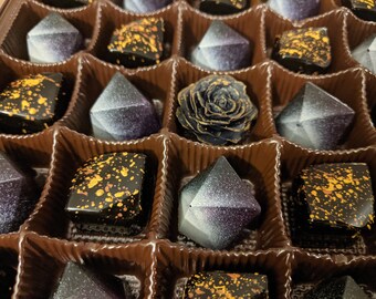 Assorted Large 30-piece Chocolate Box, Gourmet Handmade Bonbons ...