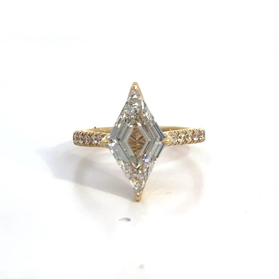 14K Yellow Gold Lozenge Cut Lab Grown Diamond Engagement Ring - Etsy