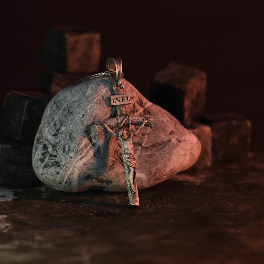 INRI Pendant, Jesus Crucifix, Crucifix Cross, Faithful Jewelry ...