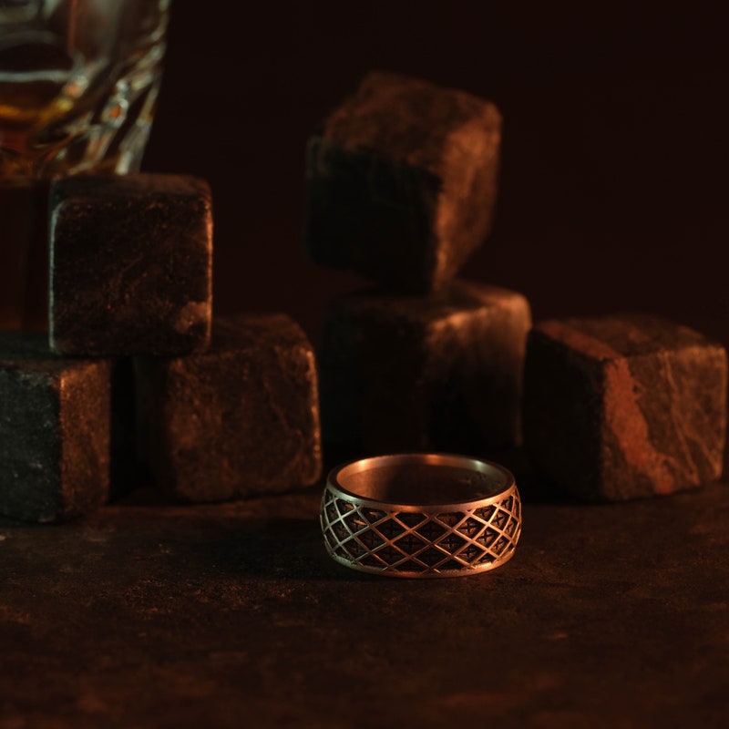 Webbed in Style - Etsy