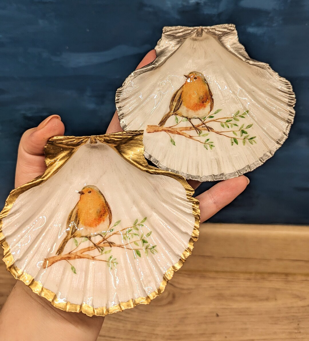 Robin Bird Branch Ring Dish Scallop Shell Gilded Gold Varnished Shiny ...