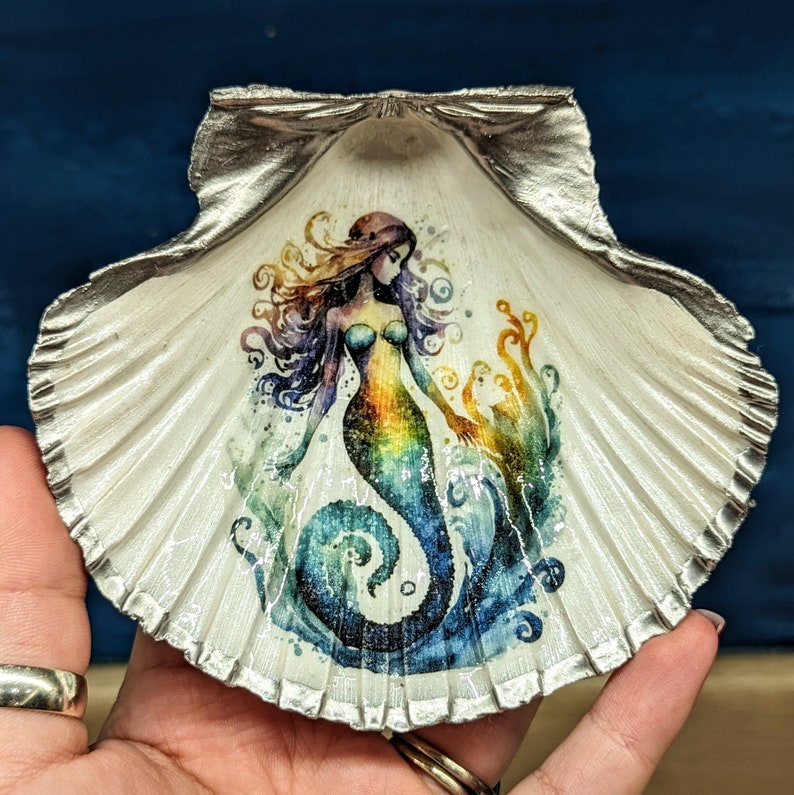 Rainbow Mermaid Ring Dish Scallop Shell Gilded Gold Varnished Shiny ...