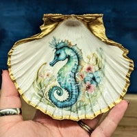 Rainbow Turtle Ring Dish Scallop Shell Gilded Gold Varnished Shiny ...