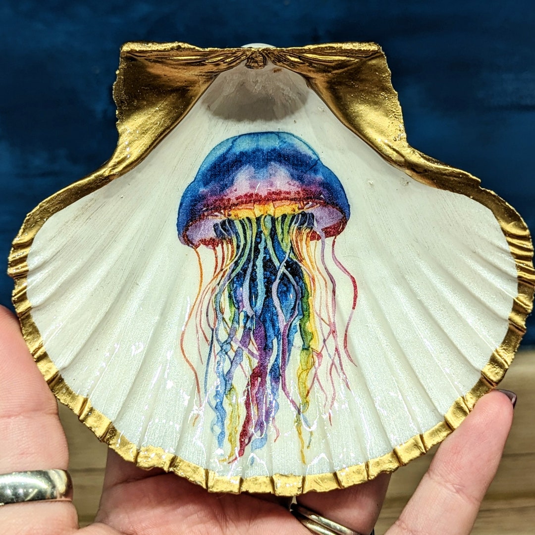 Rainbow Jellyfish Ring Dish Scallop Shell Gilded Gold Varnished Shiny ...