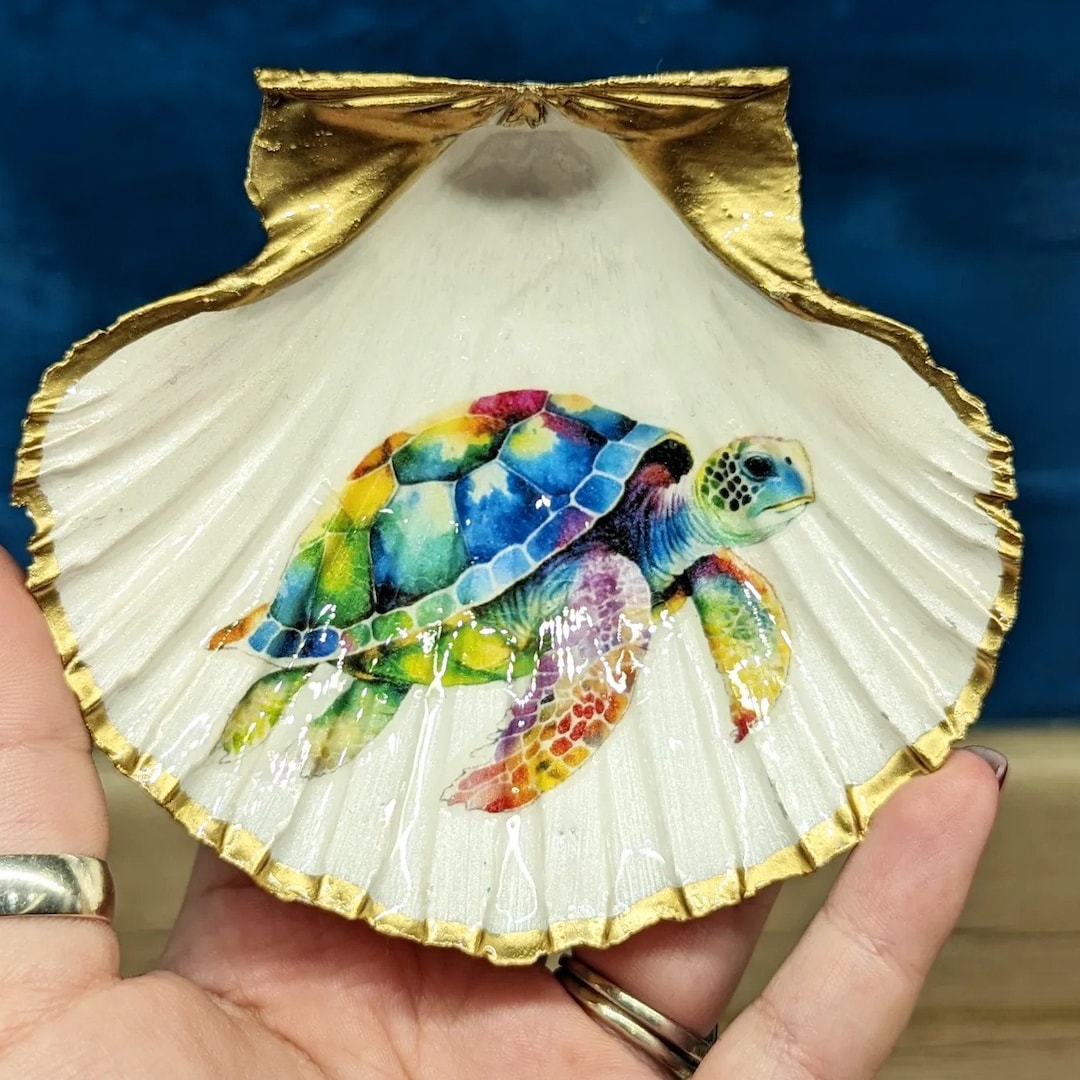 Rainbow Turtle Ring Dish Scallop Shell Gilded Gold Varnished Shiny ...