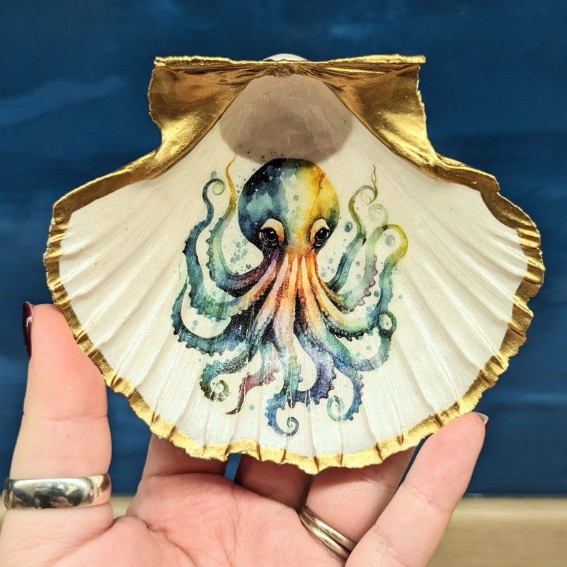 Rainbow Octopus Ring Dish Scallop Shell Gilded Gold Varnished Shiny ...