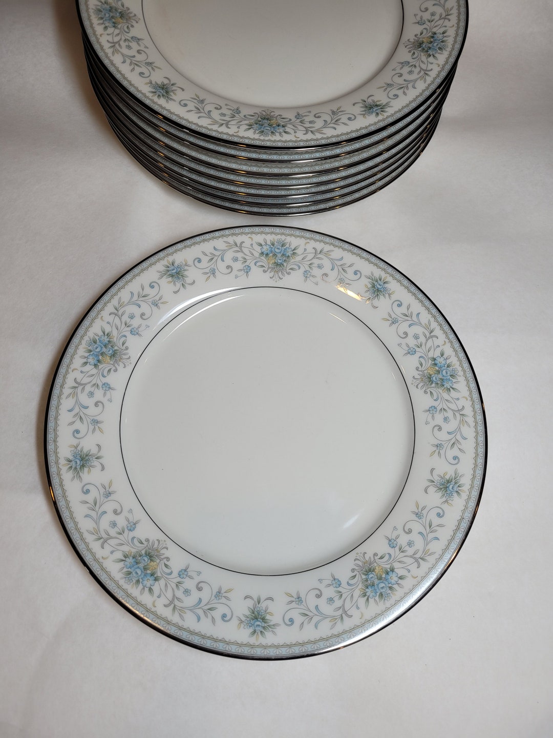 Set of 8 Carico Fine China Plates Tivoli 7954 Pattern - Etsy