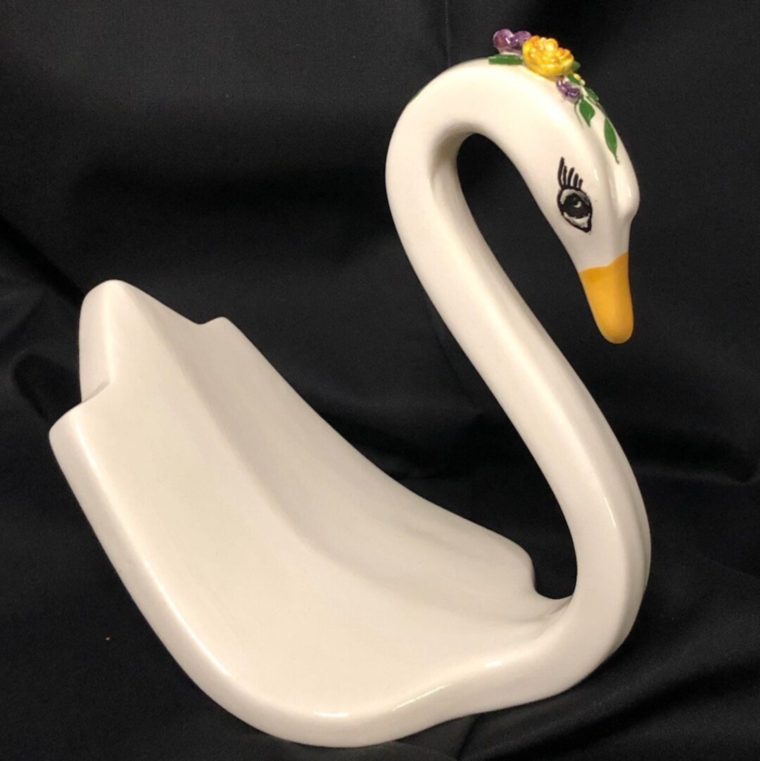 Ceramic Swan Hand Painted Bath Decor Towel Holder 1983 - Etsy