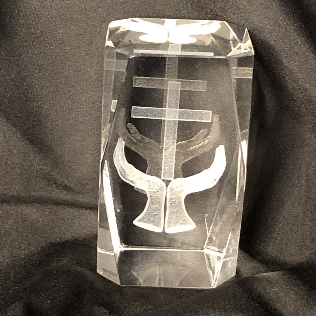 3D Laser Etched Crystal Glass Cross Paper Weight - Etsy