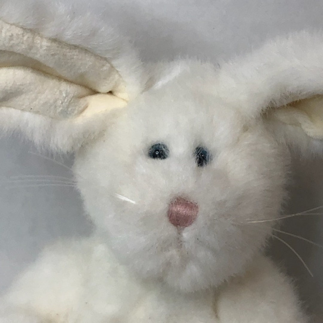 Boyd's Collection White Rabbit Blue Eyes Plush 1999 NO. 1364 - Etsy