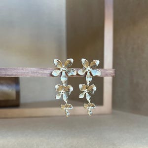 Gold Flower Earrings, Flower Drop Earrings, Cute Flower Earrings ...