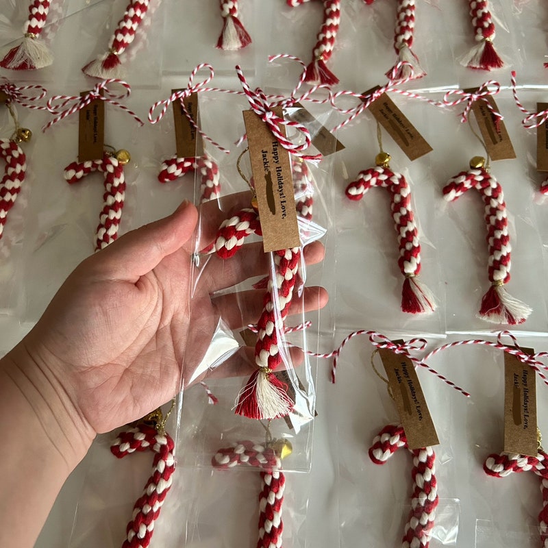 Bulk Gifts for Women - 60+ Gift Ideas for 2025