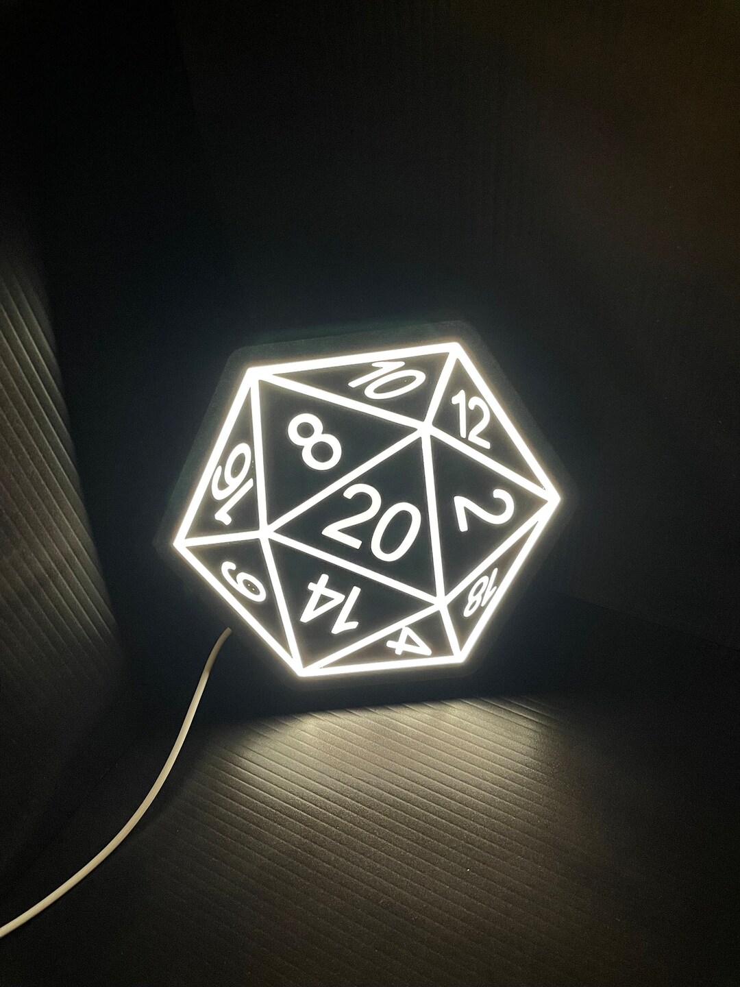 D20 Light Box | Light Box | D20 | Dungeons and Dragons | D&D | TTRPG ...