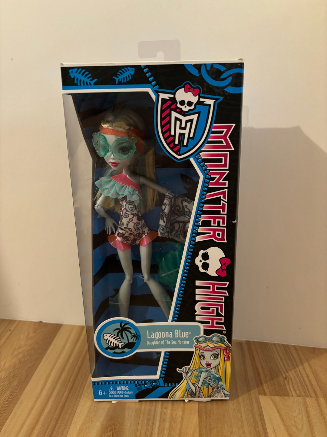 Original 2012 Monster High Lagoona Blue Daughter of the Sea Monster ...