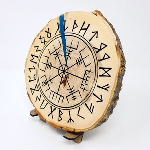 Runic Vegvisir Wayfinder (viking Compass) Engraved Onto a Live Edge ...