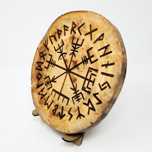 Runic Vegvisir Wayfinder (viking Compass) Engraved Onto a Live Edge ...