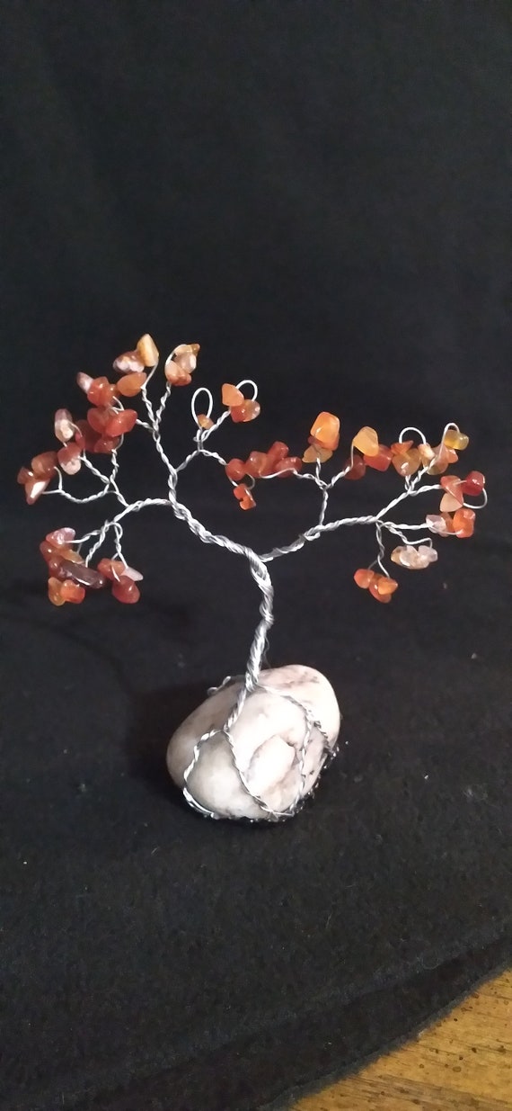 Gemstone Heart Shaped Wire Tree - Etsy