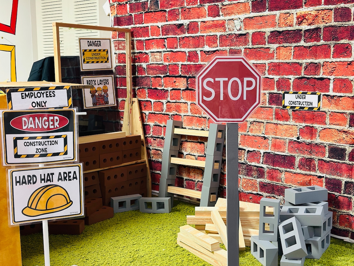 Construction Zone Dramatic Play - Etsy