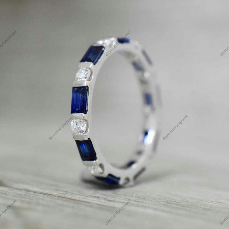 Dot Dash Ring - Etsy