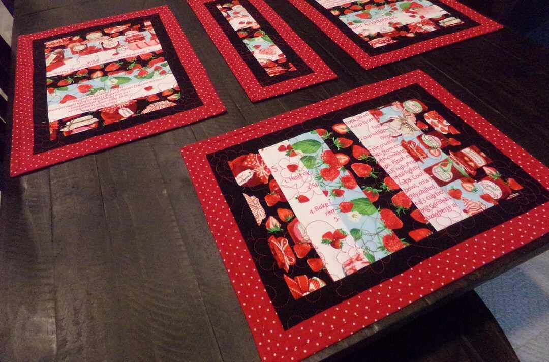 Strawberry Themed Placemats - SET of THREE & Matching CENTERPIECE ...