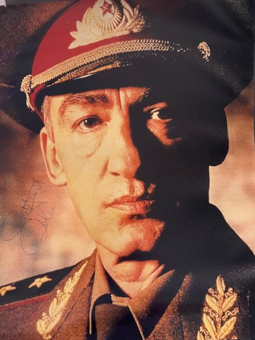 JB67 - James Bond Villain Gottfried John as General Ourumov Goldeneye ...