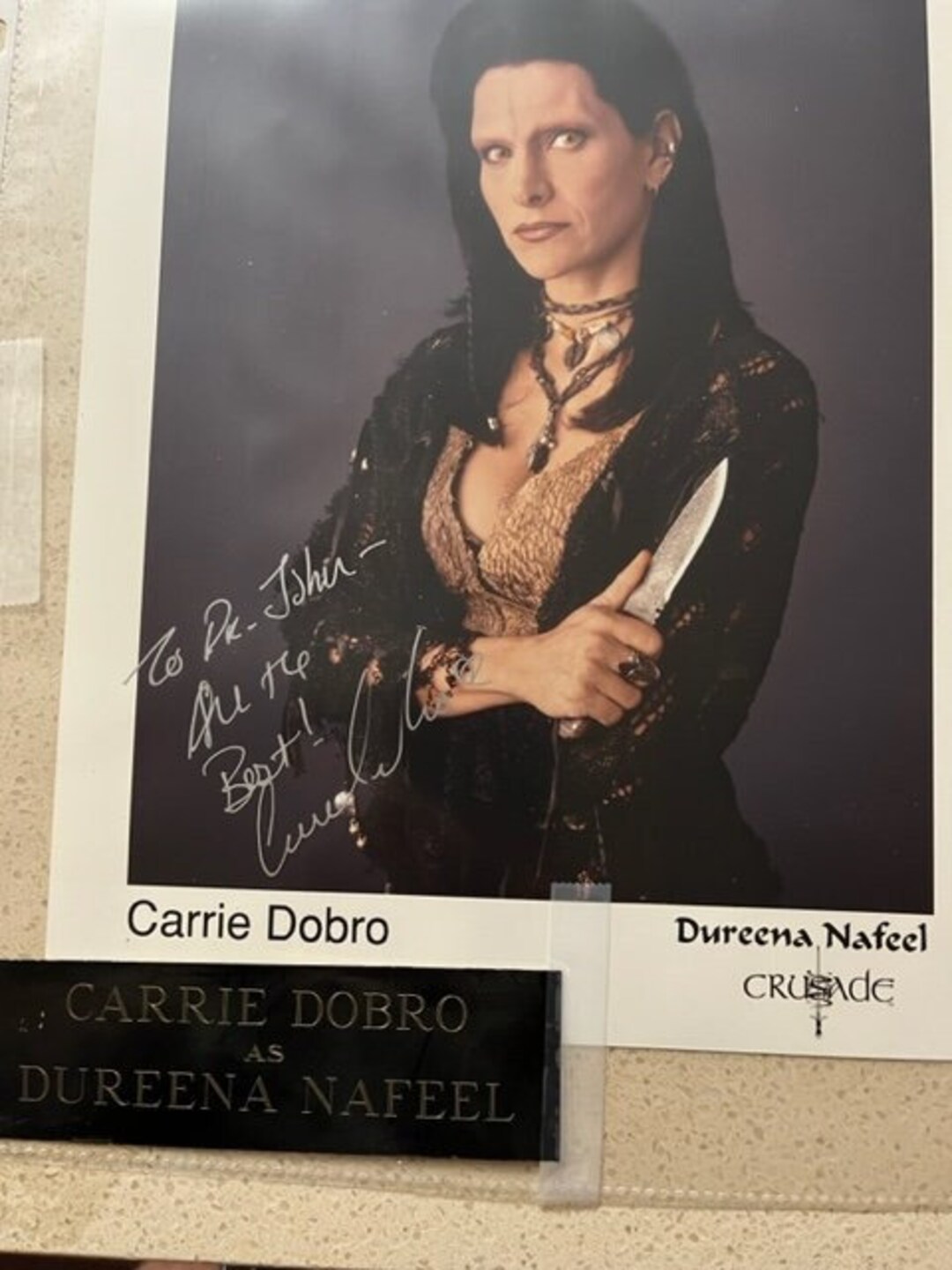 Babylon 5 crusade Actress Carrie Dobro As Dureena Nafeel Autographed Babylon 5 crusade Actress Carrie Dobro As Dureena Nafeel Autographed