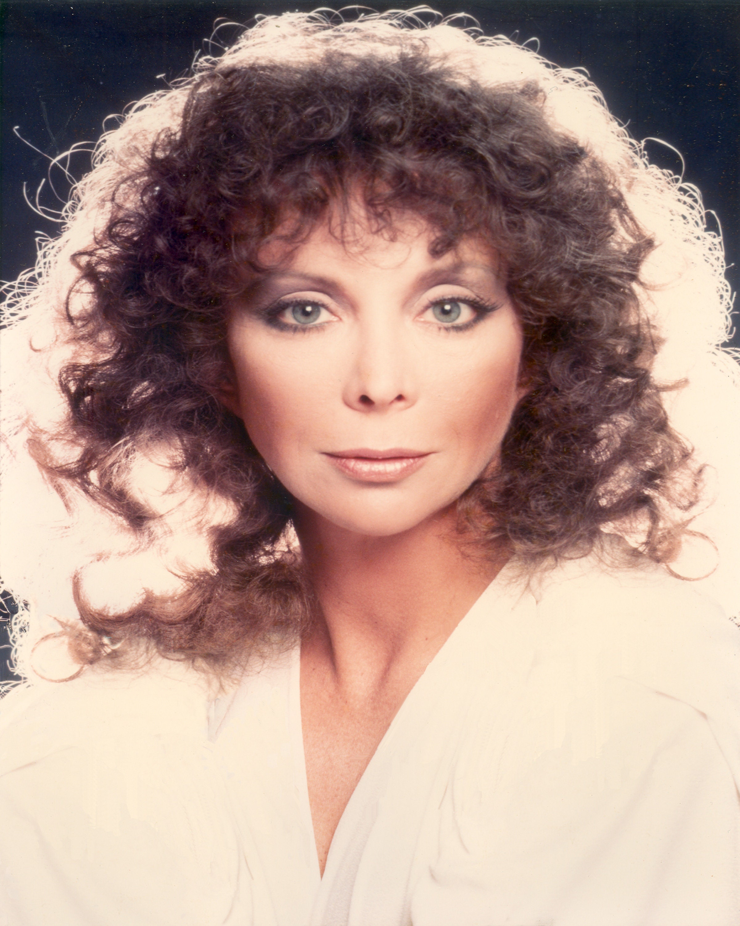 Angelique Pettyjohn's Instagram, Twitter & Facebook on IDCrawl