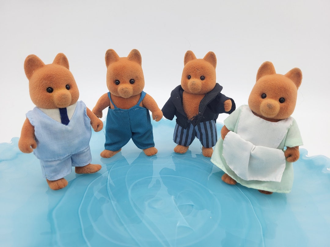 1986 Maple Town Danny Dog Family of Four - Etsy