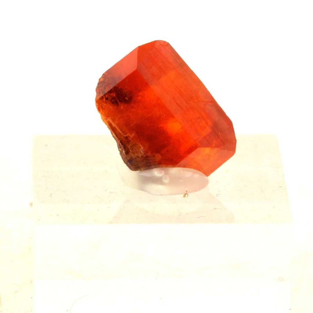 Wulfenite Stones, Minerals. 28.72 Carats. From Red Cloud Mine, Silver ...