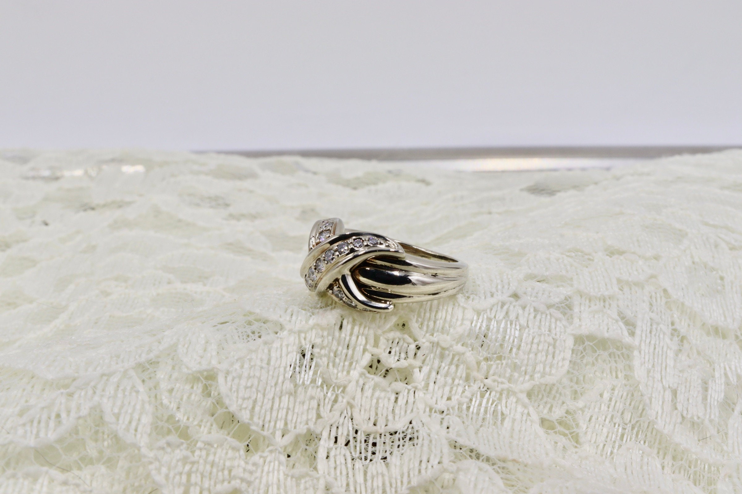 Tiffany & Co. Criss Cross 18k White Gold Round Diamond Ring - Etsy