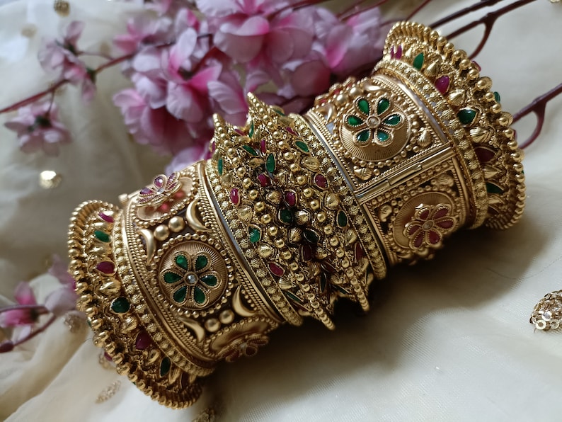 Traditional Gold Plated Chuda Bangles Set/ Kundan Work Chuda/ Wedding ...