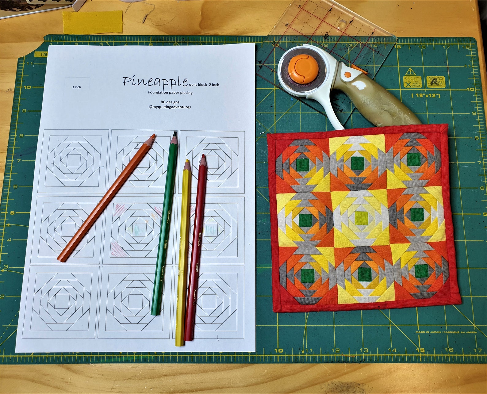 Printable Mini Pineapple Quilt Block: 2” Paper Pieced Pattern , Modern ...