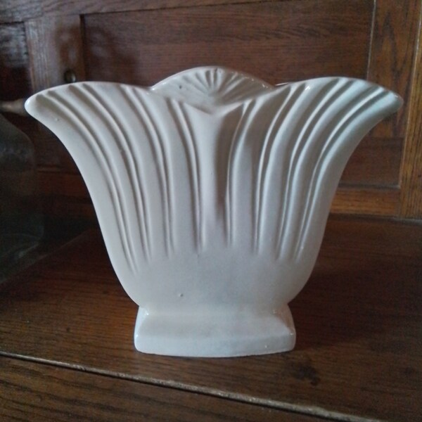 Vintage Fan Vase - Etsy