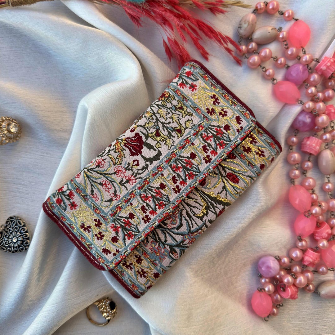 Small Wallet for Women, Boho Wallet Made With Carpet Patterns, Womens ...