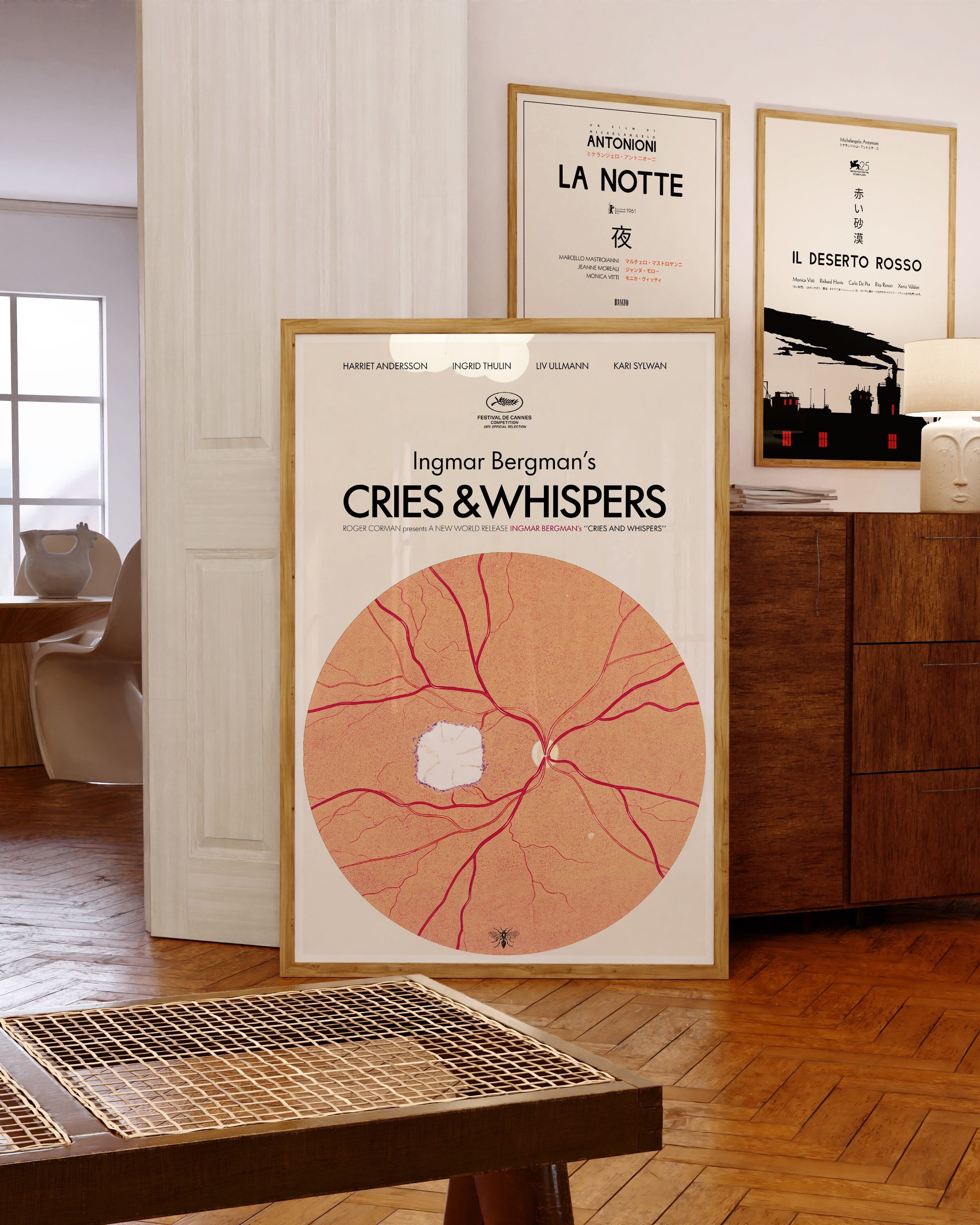 Cries And Whispers Poster