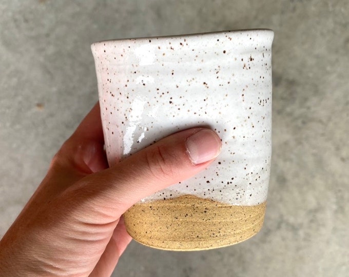 Medium Indent Ceramic Mug/thumbprint Tumblers/minimalist Tea Cup - Etsy