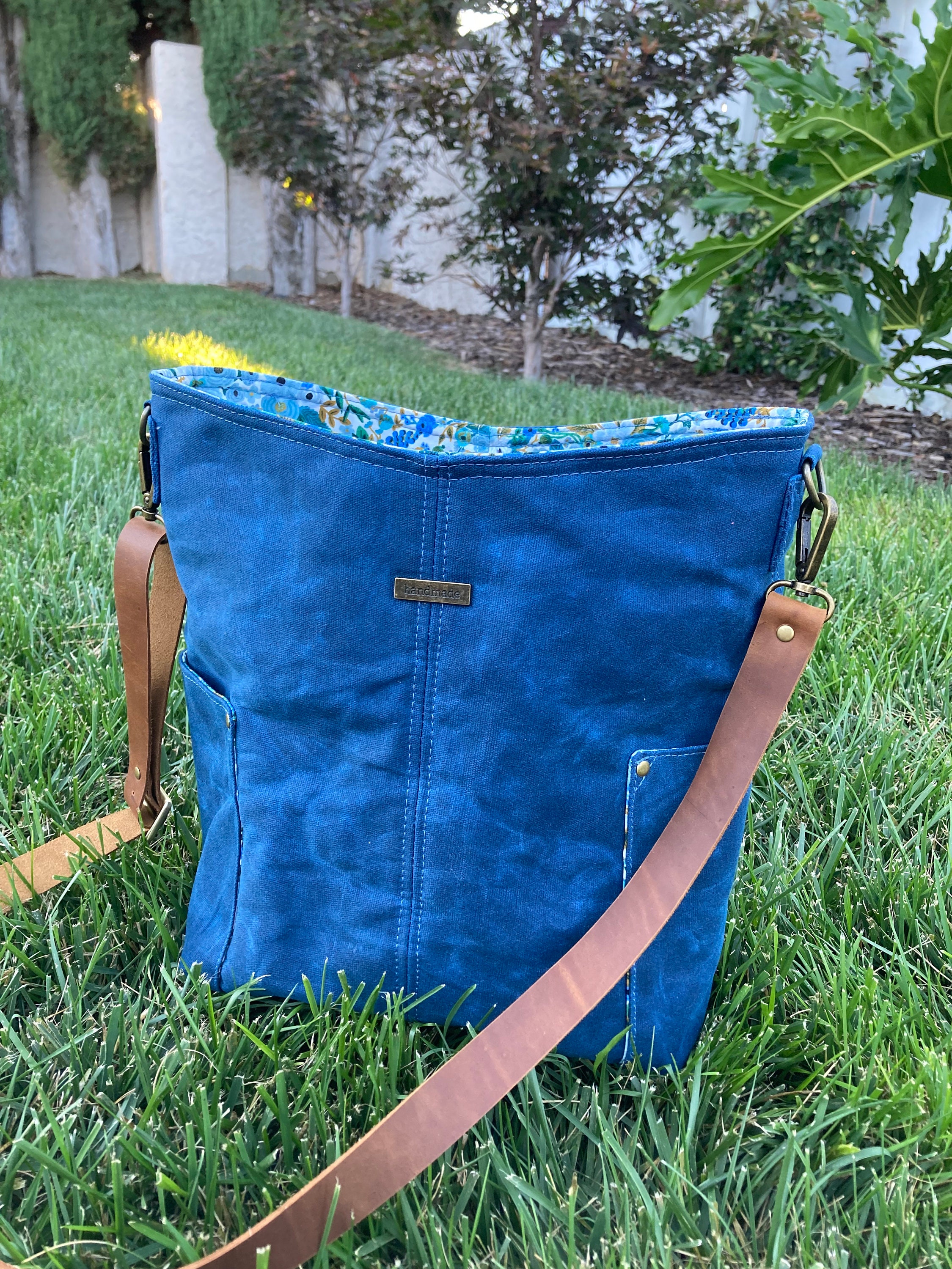 Large Waxed Canvas Compass Bag Crossbody Bag Rifle Paper - Etsy