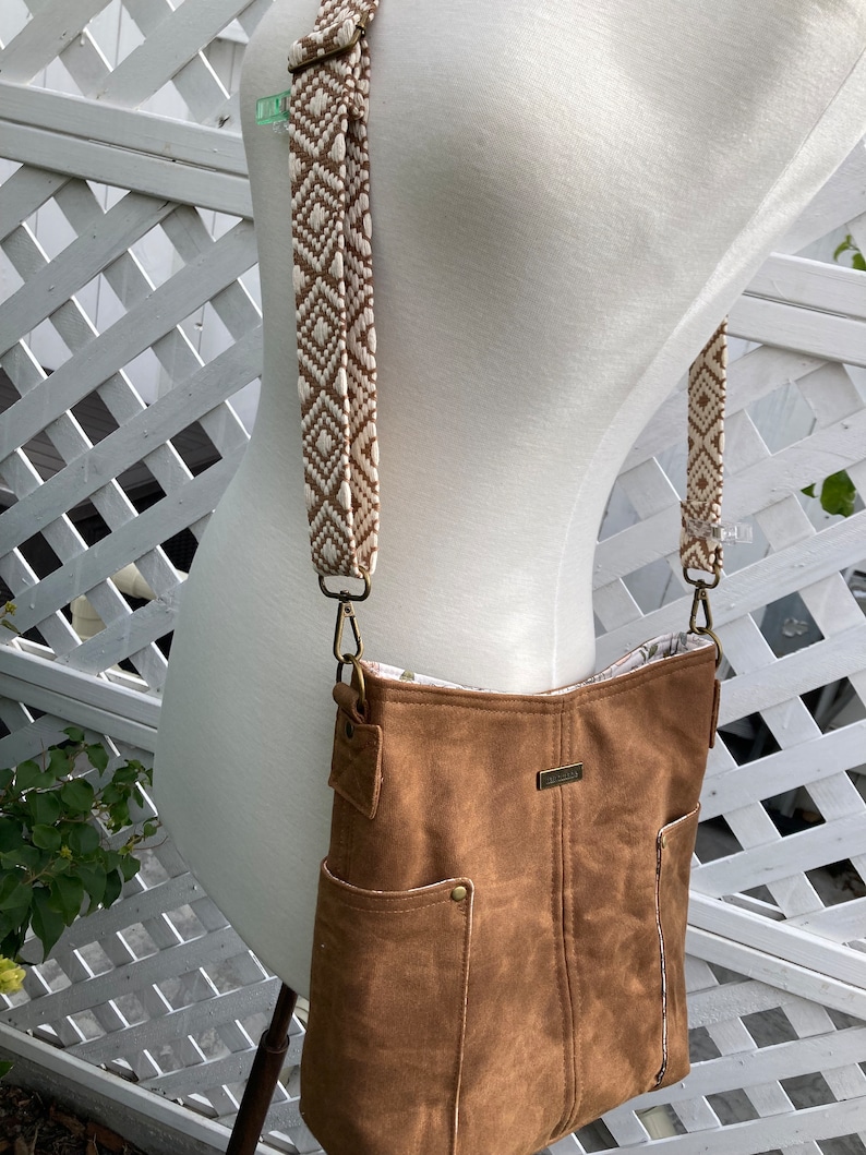 Medium-sized Waxed Canvas Compass Bag, Crossbody Bag, Rifle Paper ...