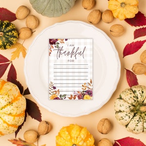 I Am Thankful for Cards | Thanksgiving Cards | Friendsgiving Cards ...