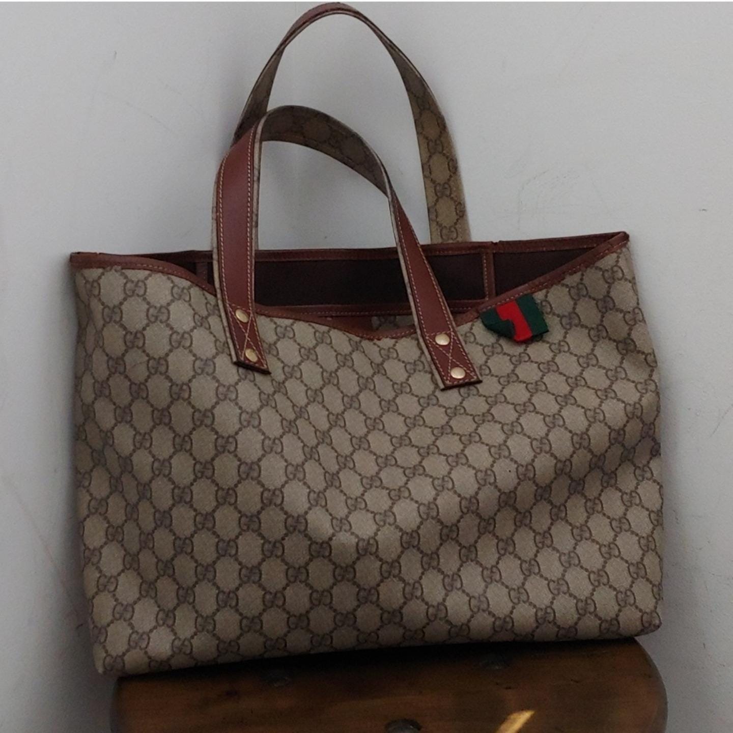 Authentic Gucci GG Plus Monogram Supreme Signature Sherry Web Loop Tote ...