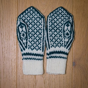 Half Star Mitten Mini - Knitting Pattern - Etsy