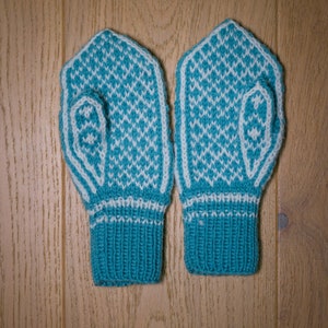 Half Star Mitten Mini - Knitting Pattern - Etsy