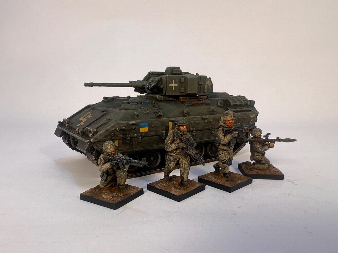 28mm Ukrainian Modern Infantry Fire Team With Vehicles T-72 M2 Bradley ...