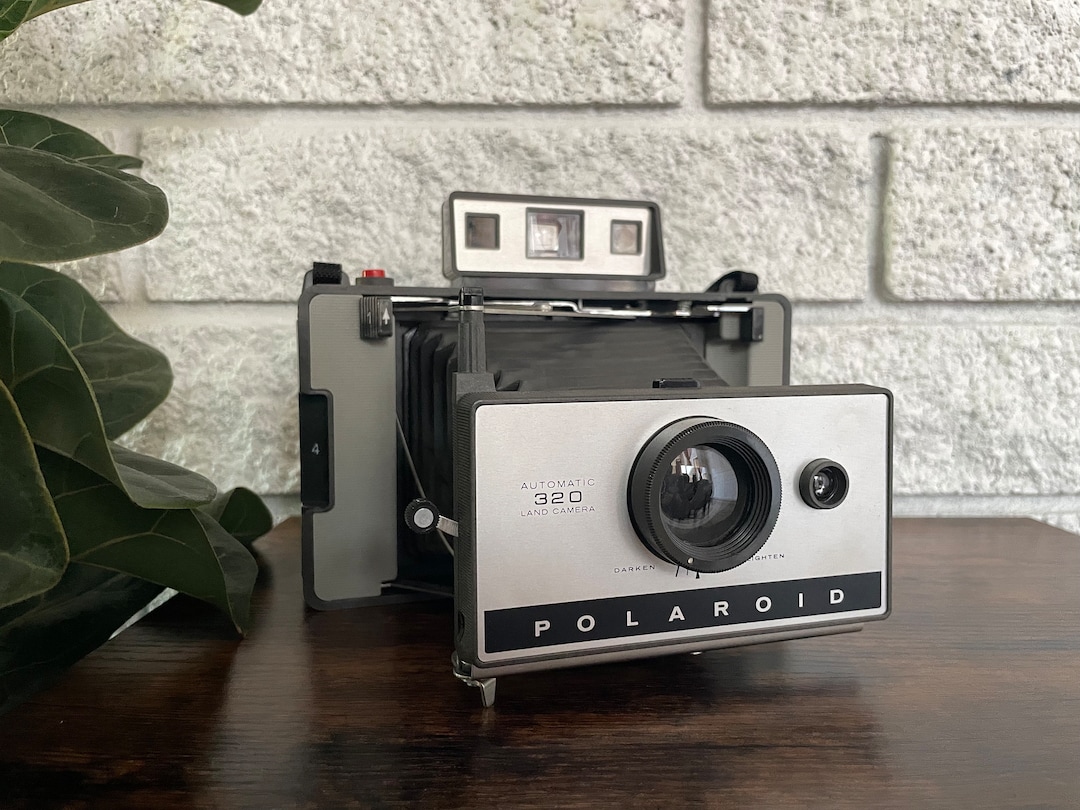 Polaroid 320 Land Camera Instant Film Collectible Vintage 1960s With ...