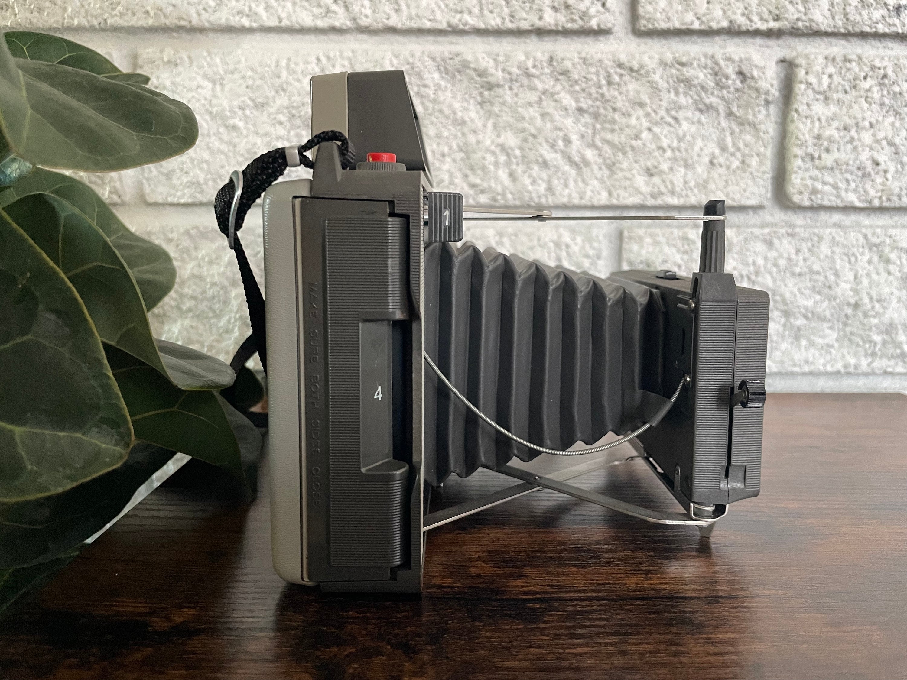 Polaroid 320 Land Camera Instant Film Collectible Vintage 1960s With ...