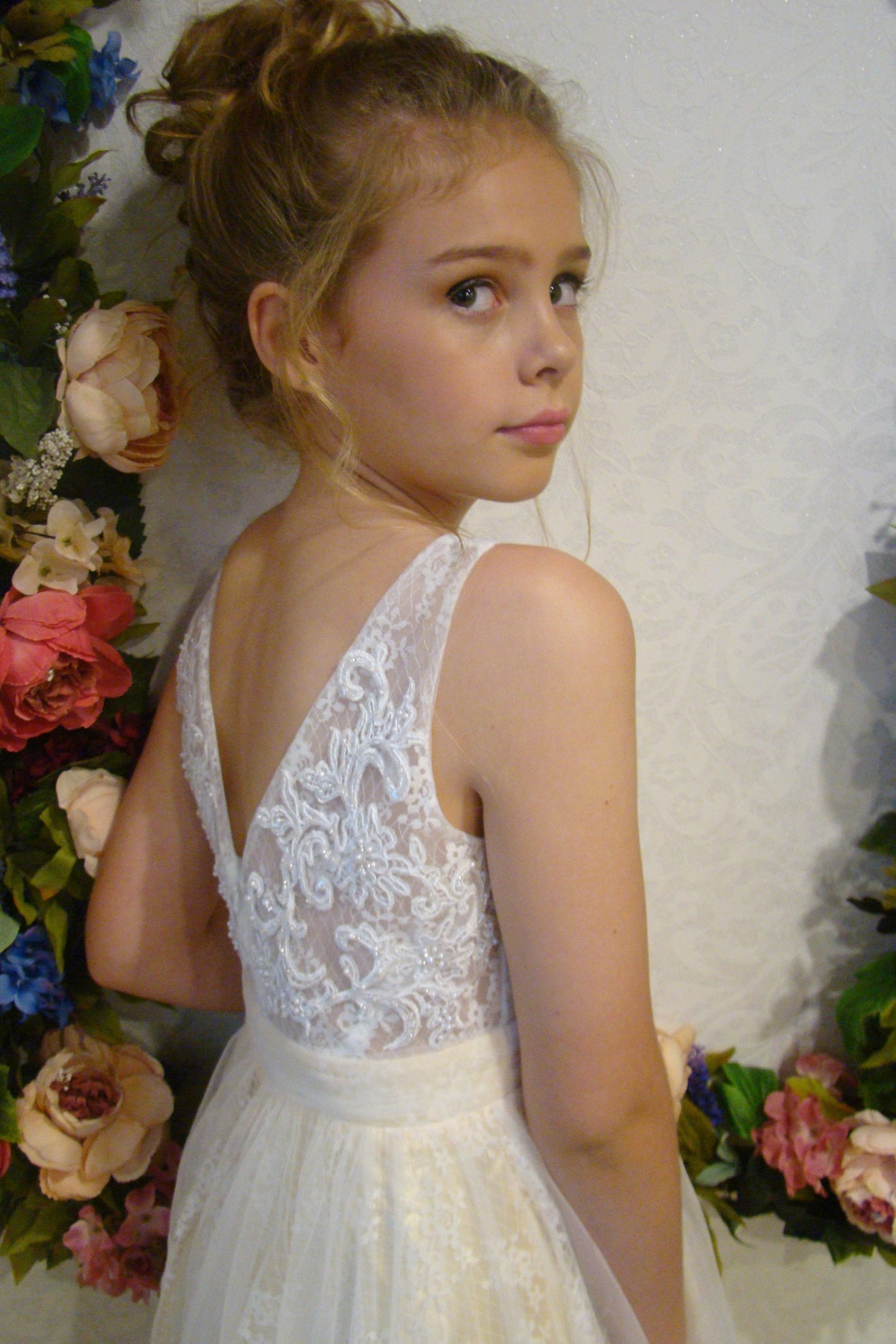 High Quality Luxury Girls Formal Gown, Celebration, Party, Wedding ...