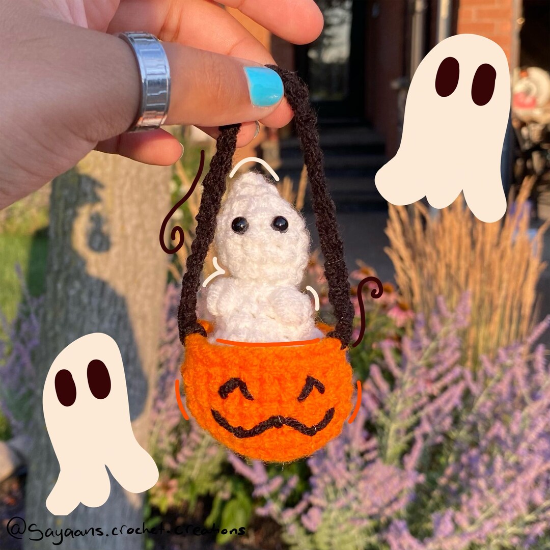 Spooky Ghost Popper | Crochet Fidget Toy | Halloween Basket Buddy ...