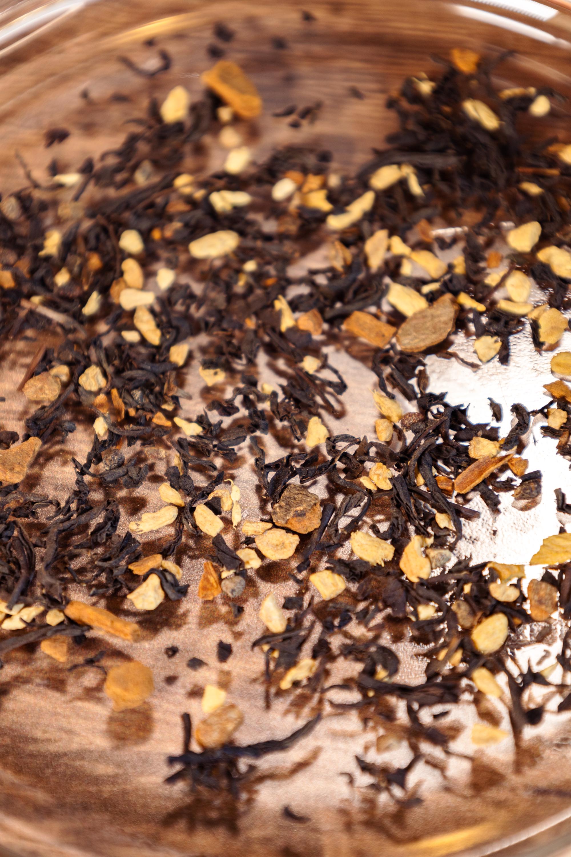 Qatari Karak Chai Fragrant Blend of Black Tea, Cardamom, Cinnamon ...