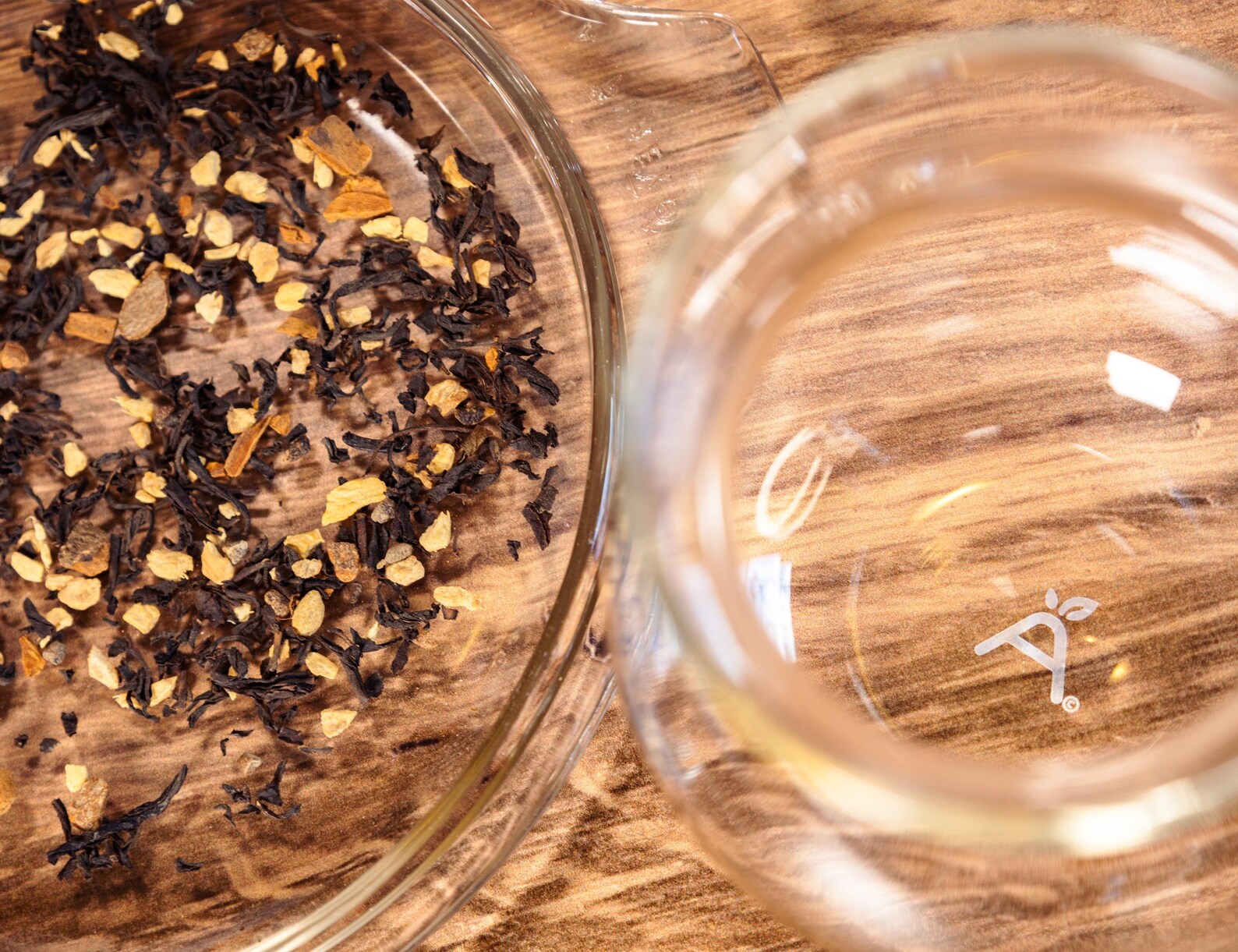 Qatari Karak Chai Fragrant Blend of Black Tea, Cardamom, Cinnamon ...